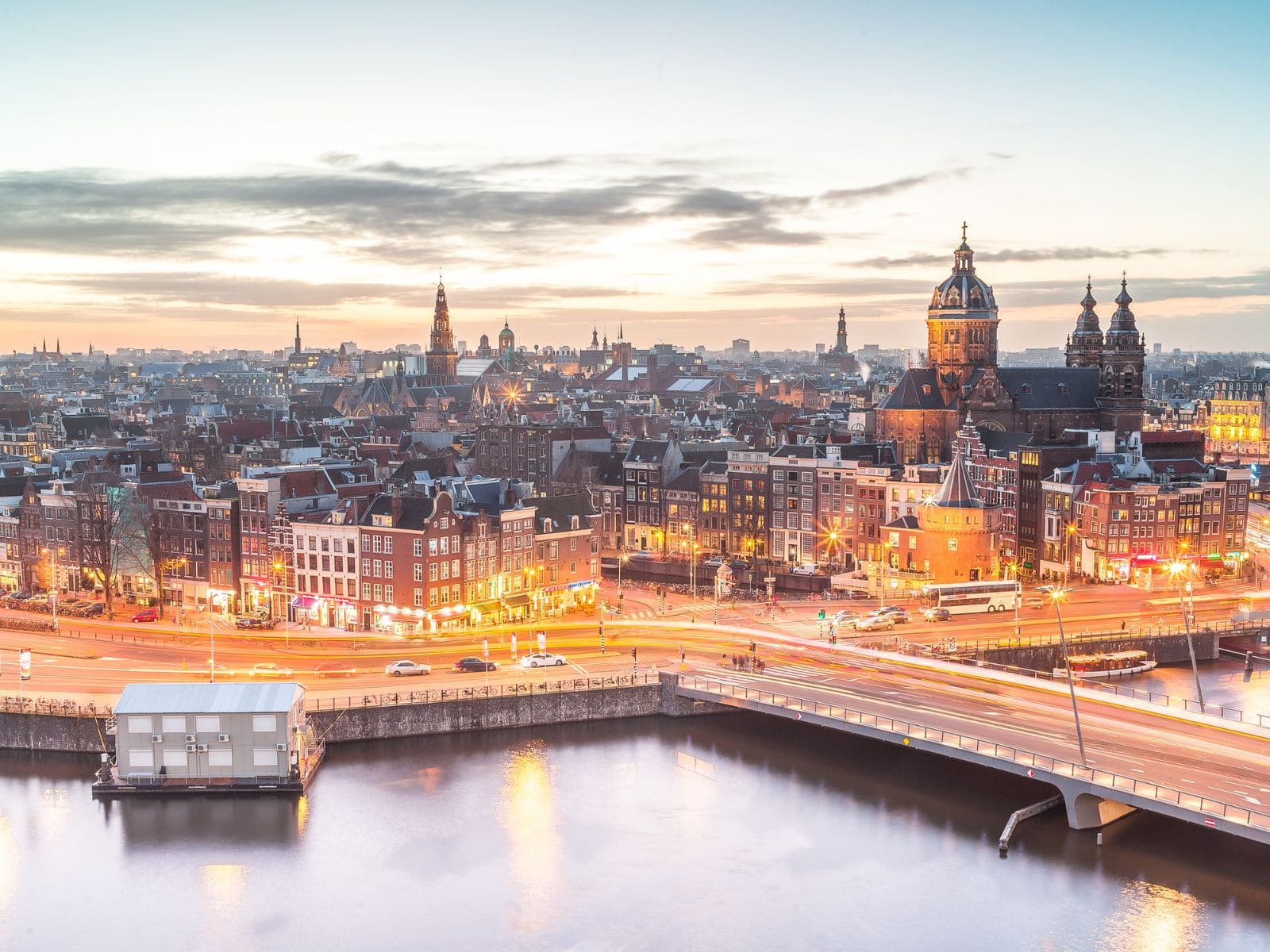 Amsterdam, 13 consigli pratici e utili per il tuo viaggio