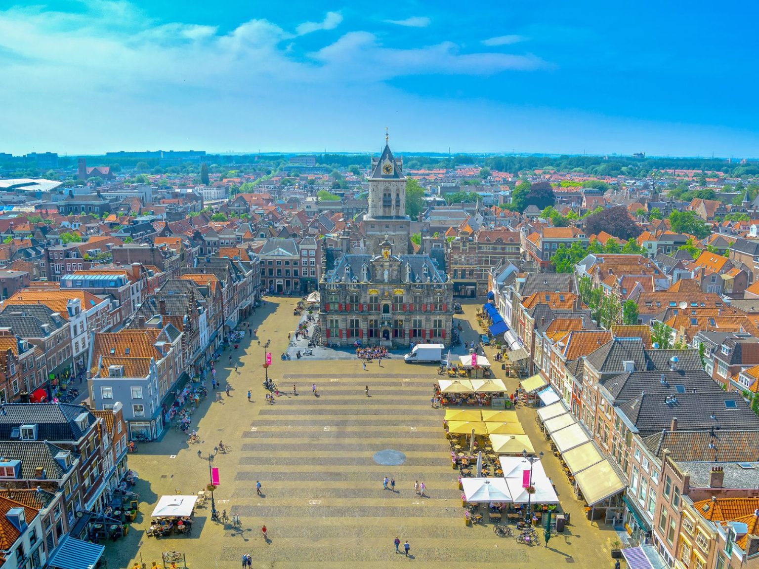 Cosa Vedere a Delft: Guida, Biglietti e Tour 2025